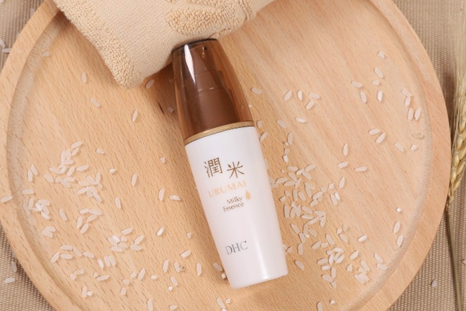 Review DHC tinh chất sữa gạo Urumai Milky Essence